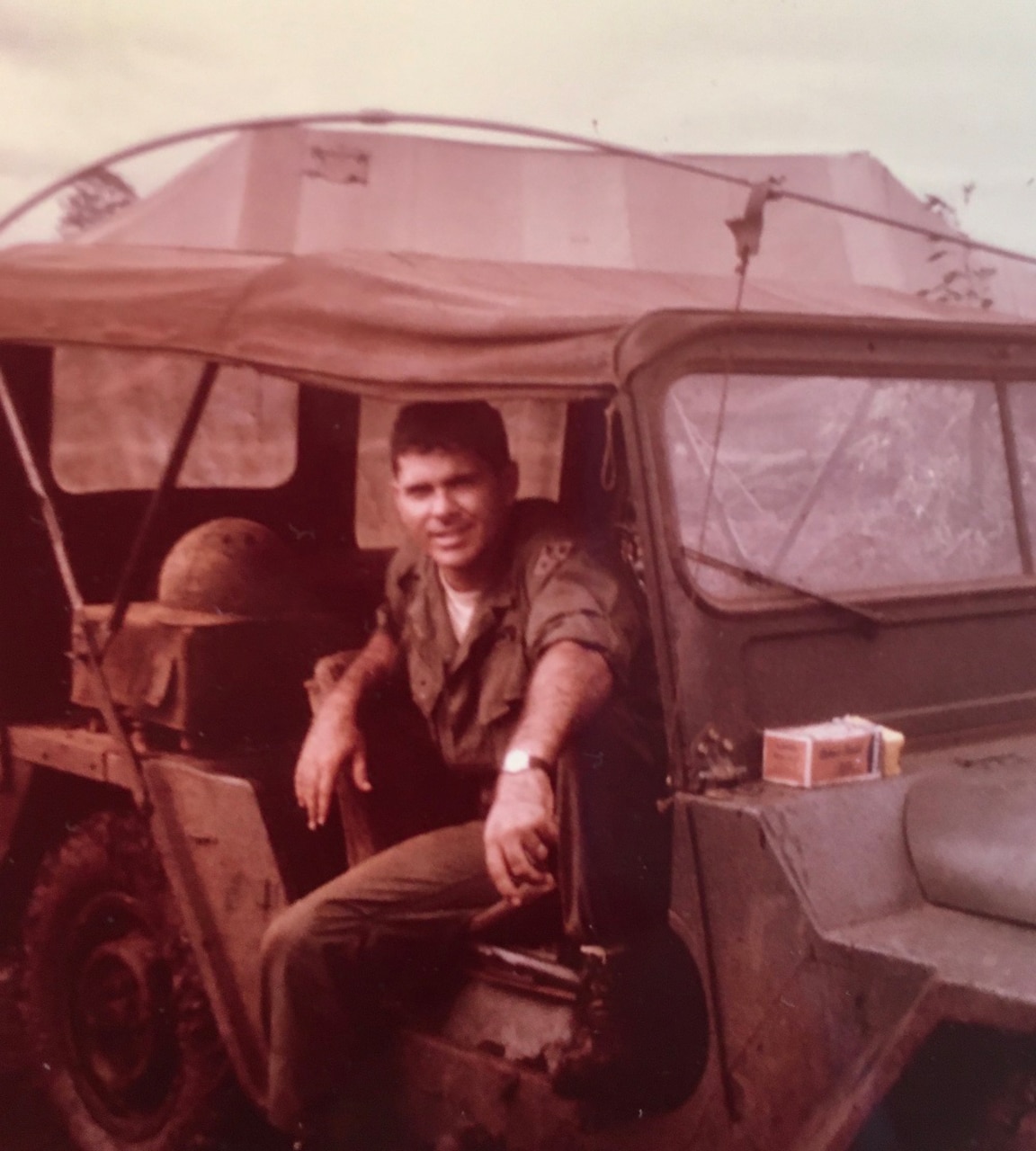 Pilot Col Bruce Crandall at LZ X-Ray: 22 missions into enemy fire ...