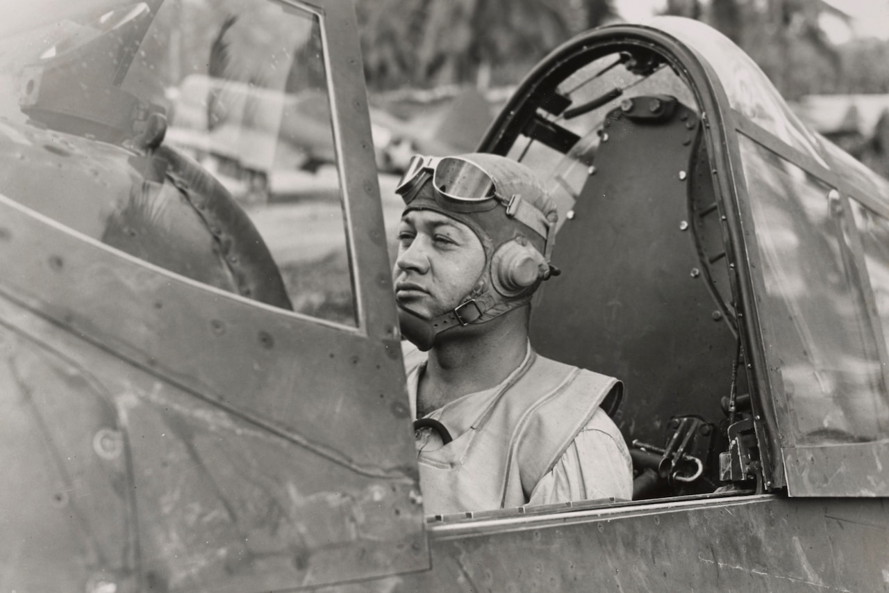 The Flying Legend, ‘Black Sheep’ Col. Pappy Boyington – Soldier of ...