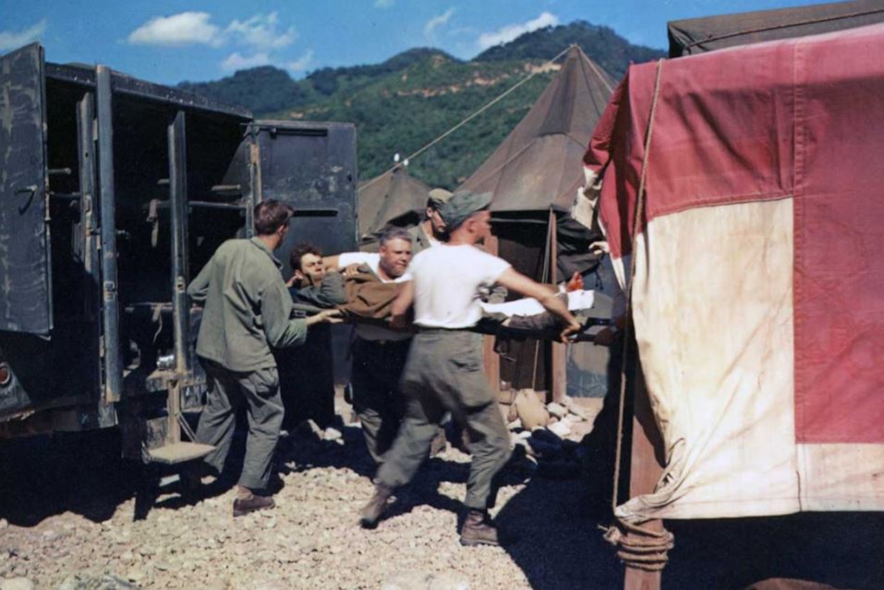 Army Officer Alan Alda’s show was based on M*A*S*H’ units in Korean War ...