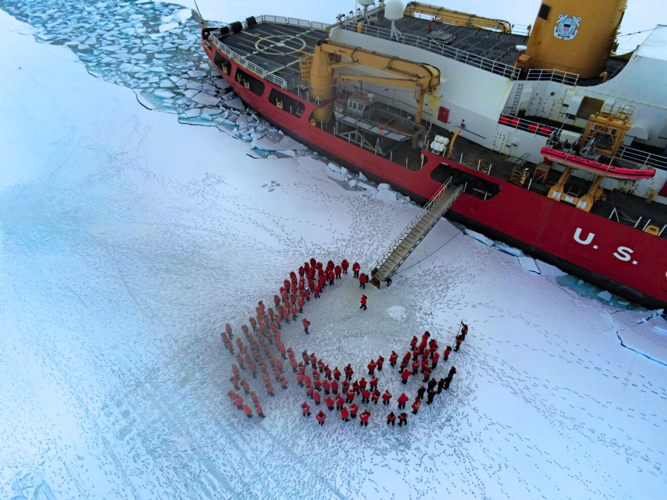 Breaking the Ice, Coast Guard Style: ‘Polar Star’ Forges the Frozen ...