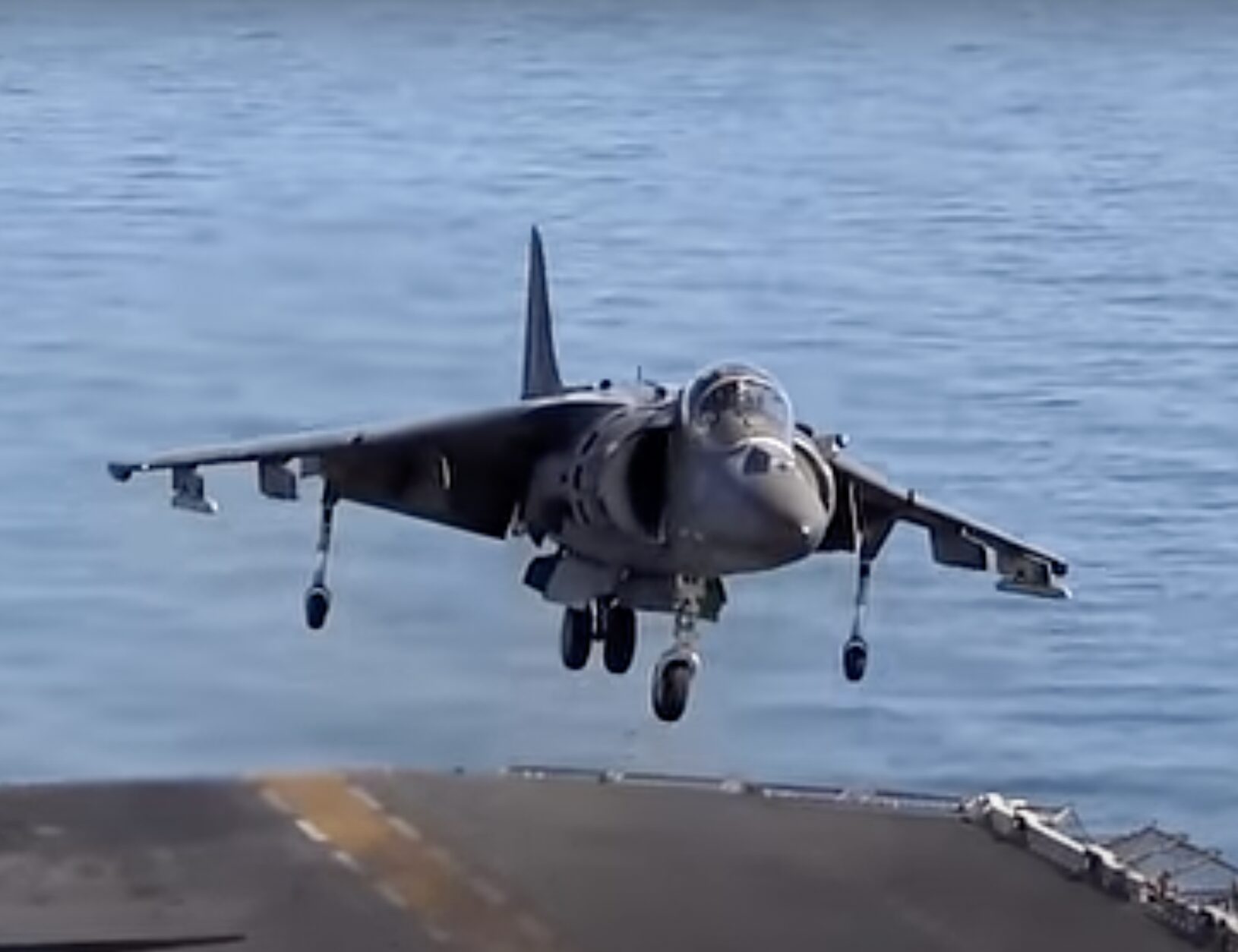 WATCH: Harrier Jump Jet in Action – Soldier of Fortune Magazine