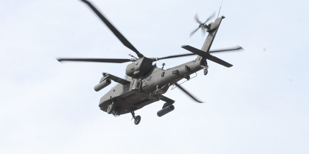 WATCH: Apache Helicopter in Action – Soldier of Fortune Magazine