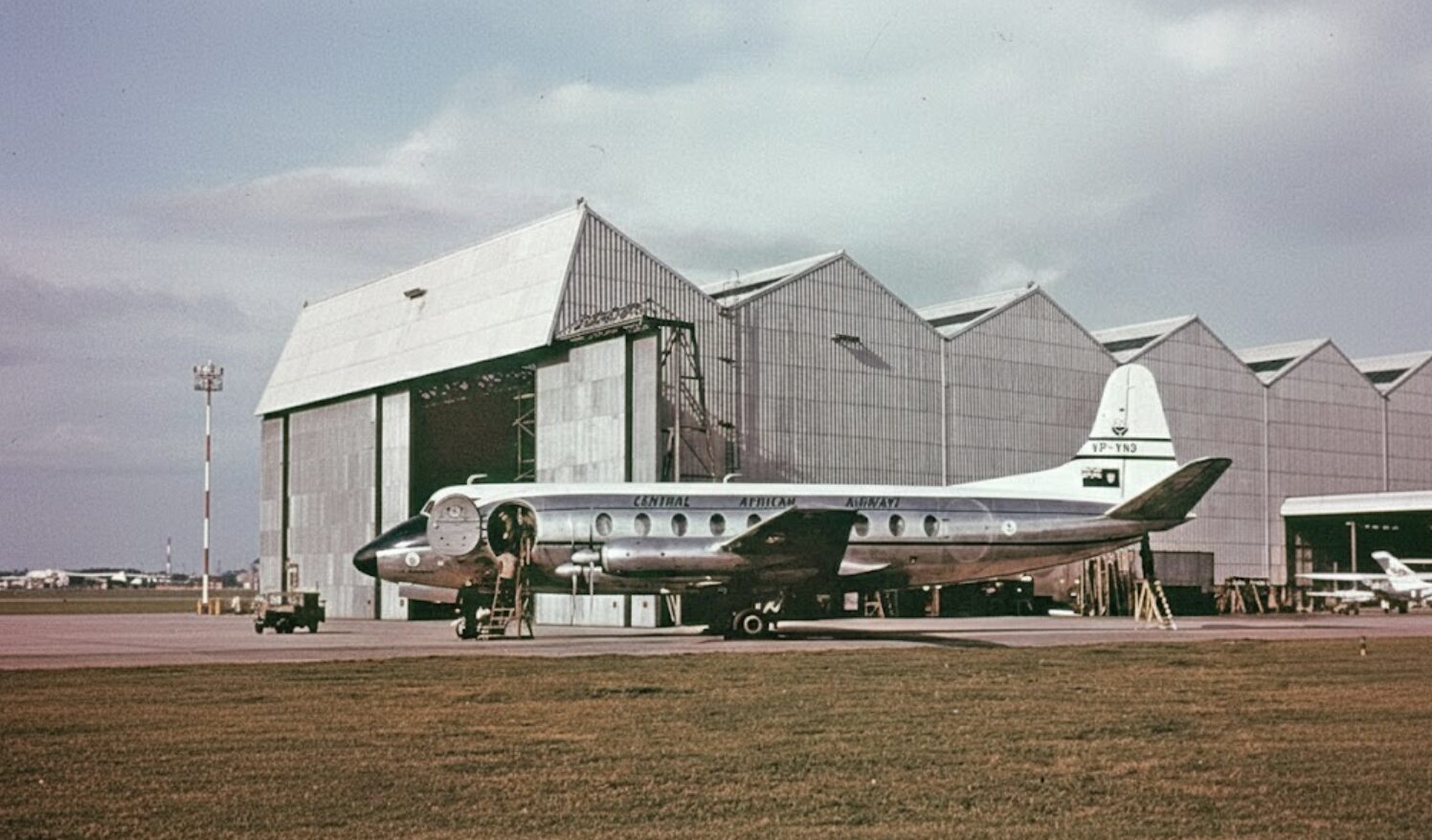 Air Rhodesia Flight 825: Ambush in the Sky, Massacre On the Ground in ...